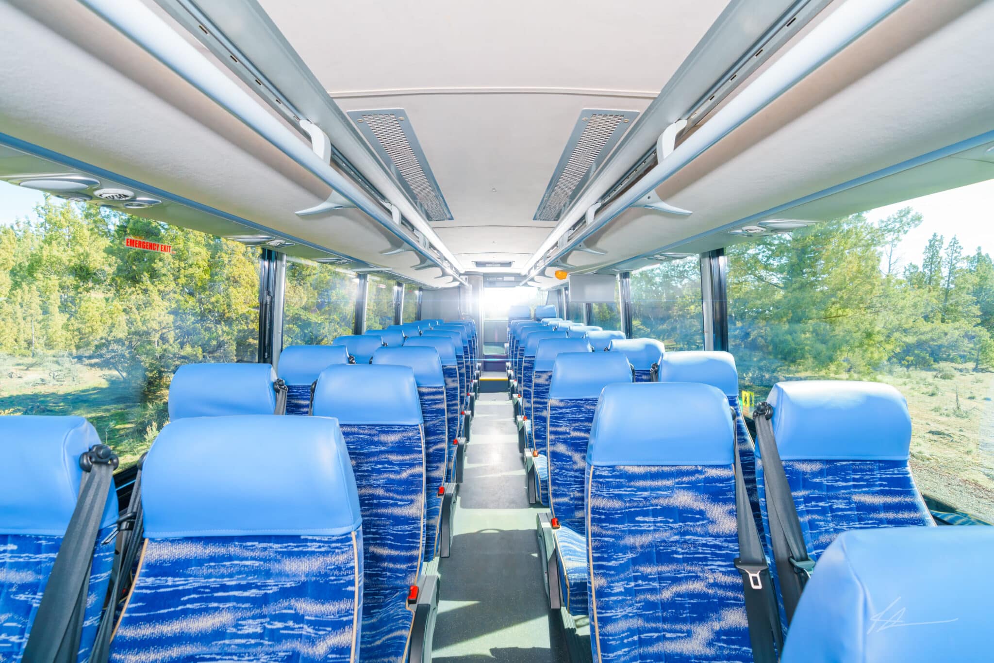 CHARTER SERVICES | Pacific Crest Bus Lines